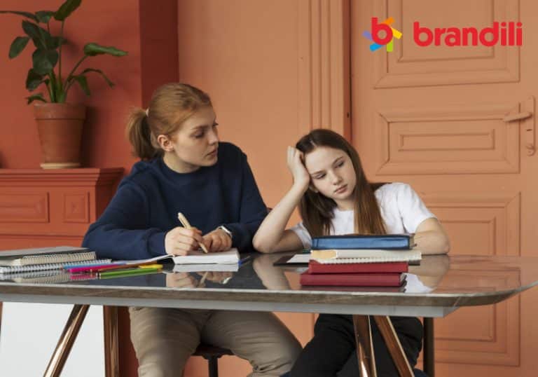 Pré-adolescência: quando começa, fases e como lidar